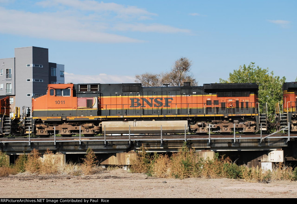 BNSF 1011